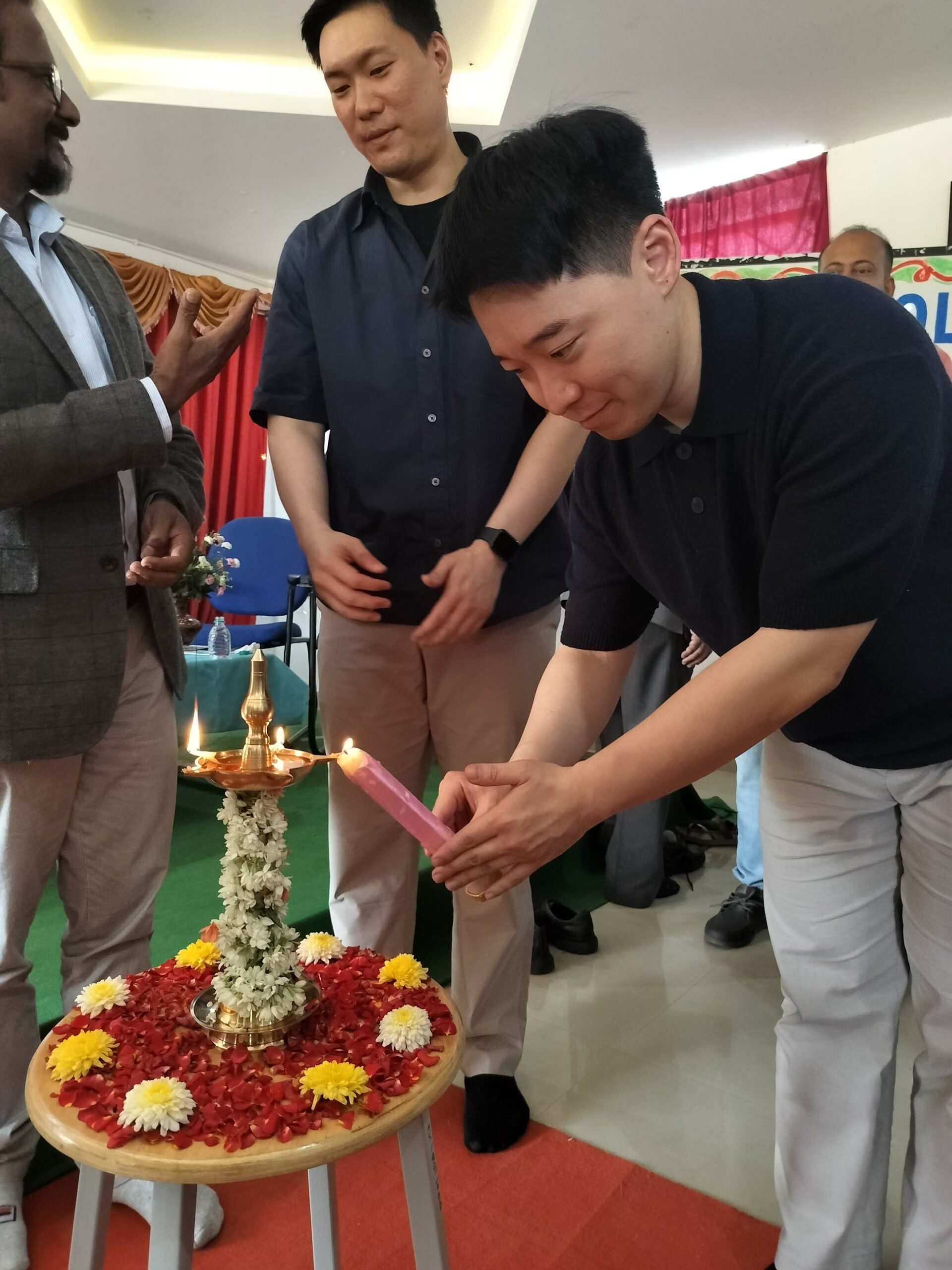 Home - Diamond College