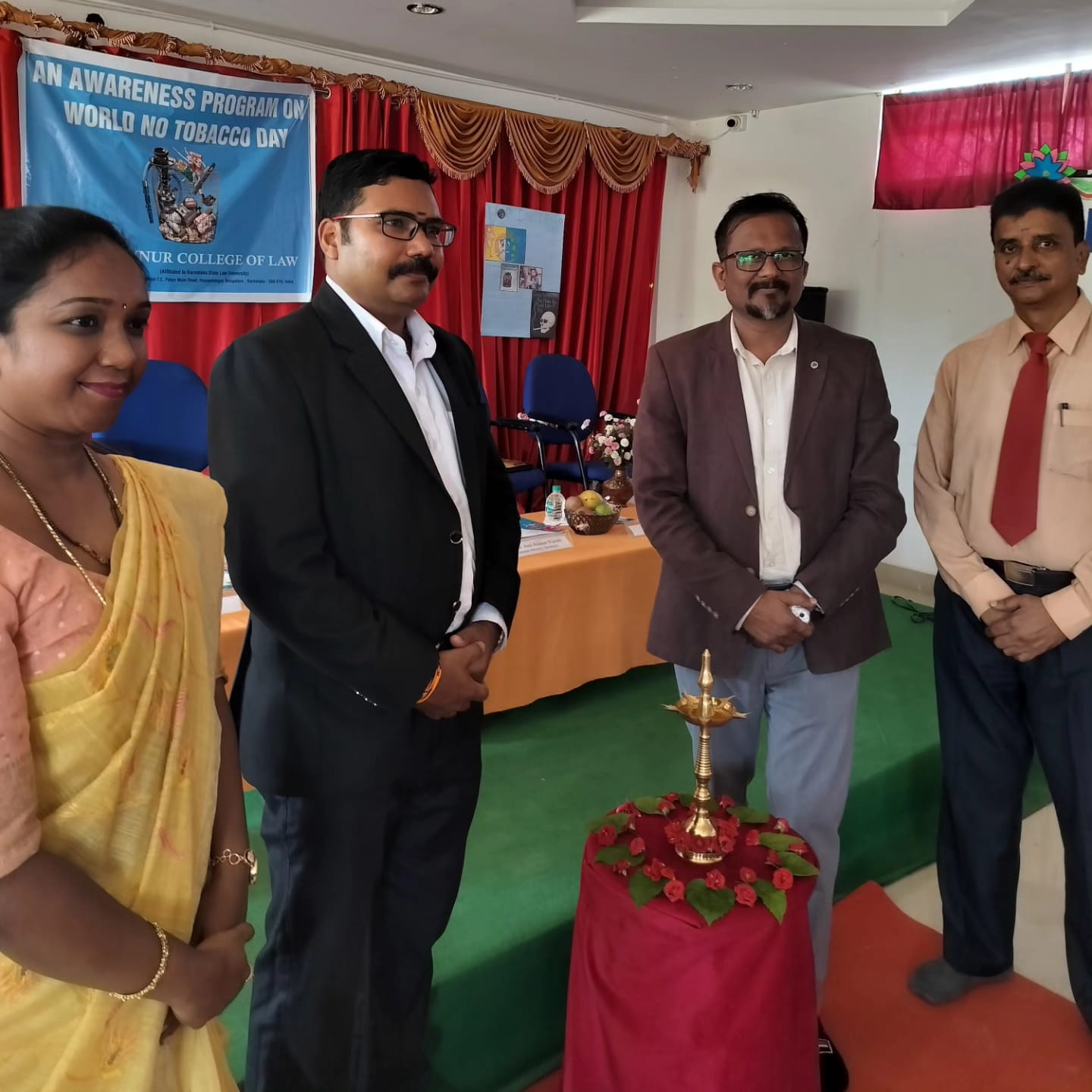 Home - Diamond College